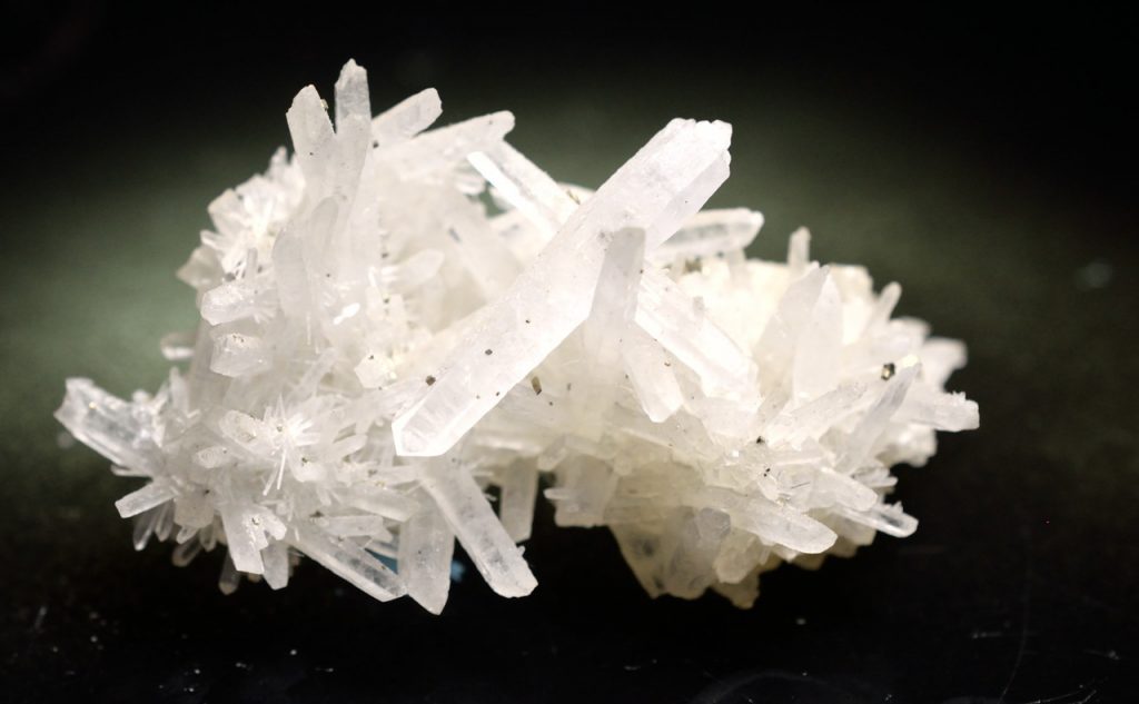 Clear Crystals: Meanings, Properties, and Benefits